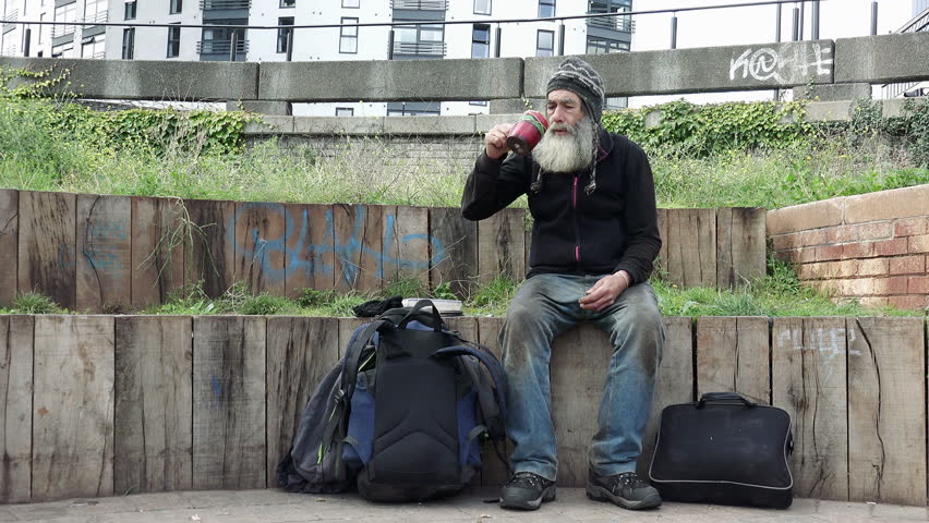 Homeless Man’s Actions After Finding A Wallet Full Of Cash Stunned The ...