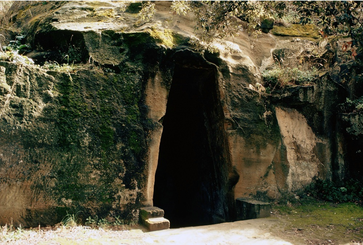 archeologists discover alarming marks inside a cave in the ruined city ...